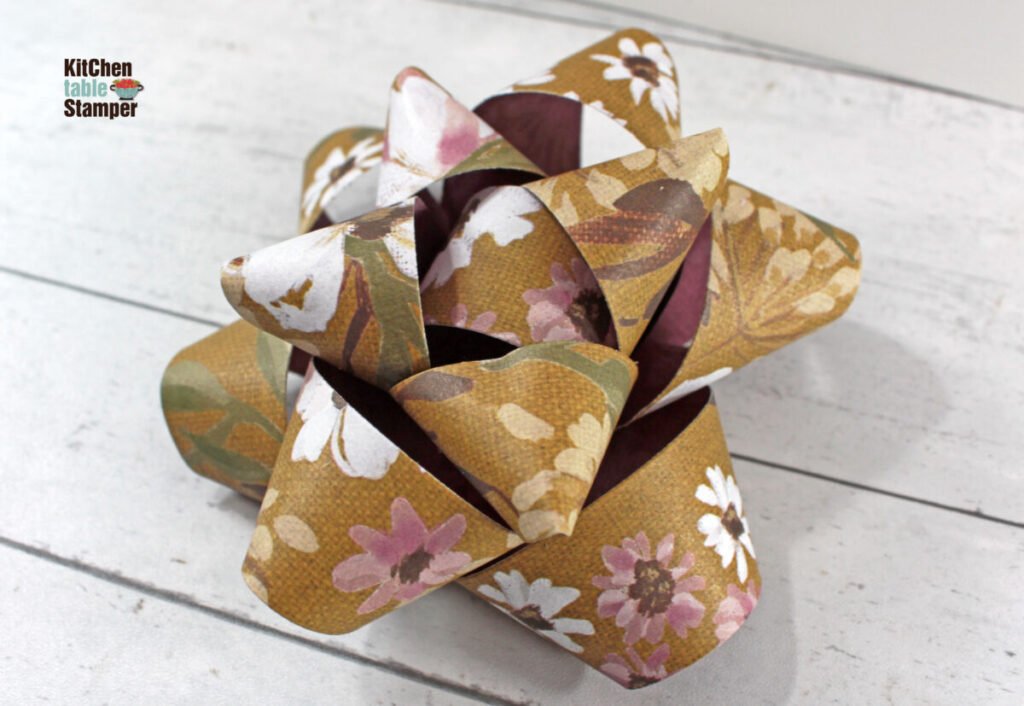 Take a Bow - How to turn pattern paper into a gift bow